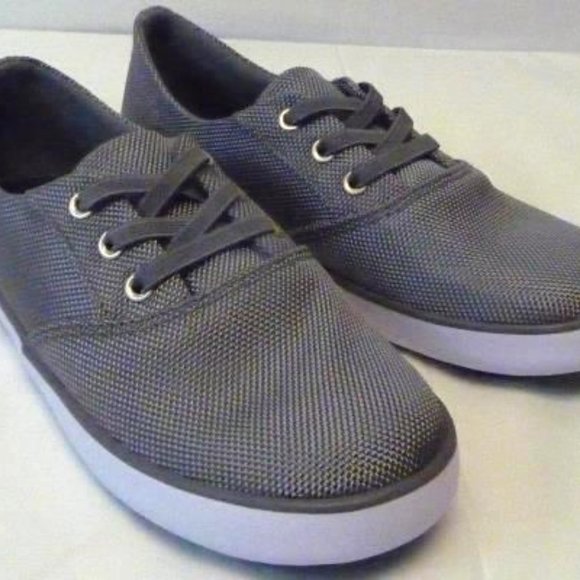 Zoe & Zac | Shoes | Zoe Zac Michael Grey Boysgirls Slip On | Poshmark